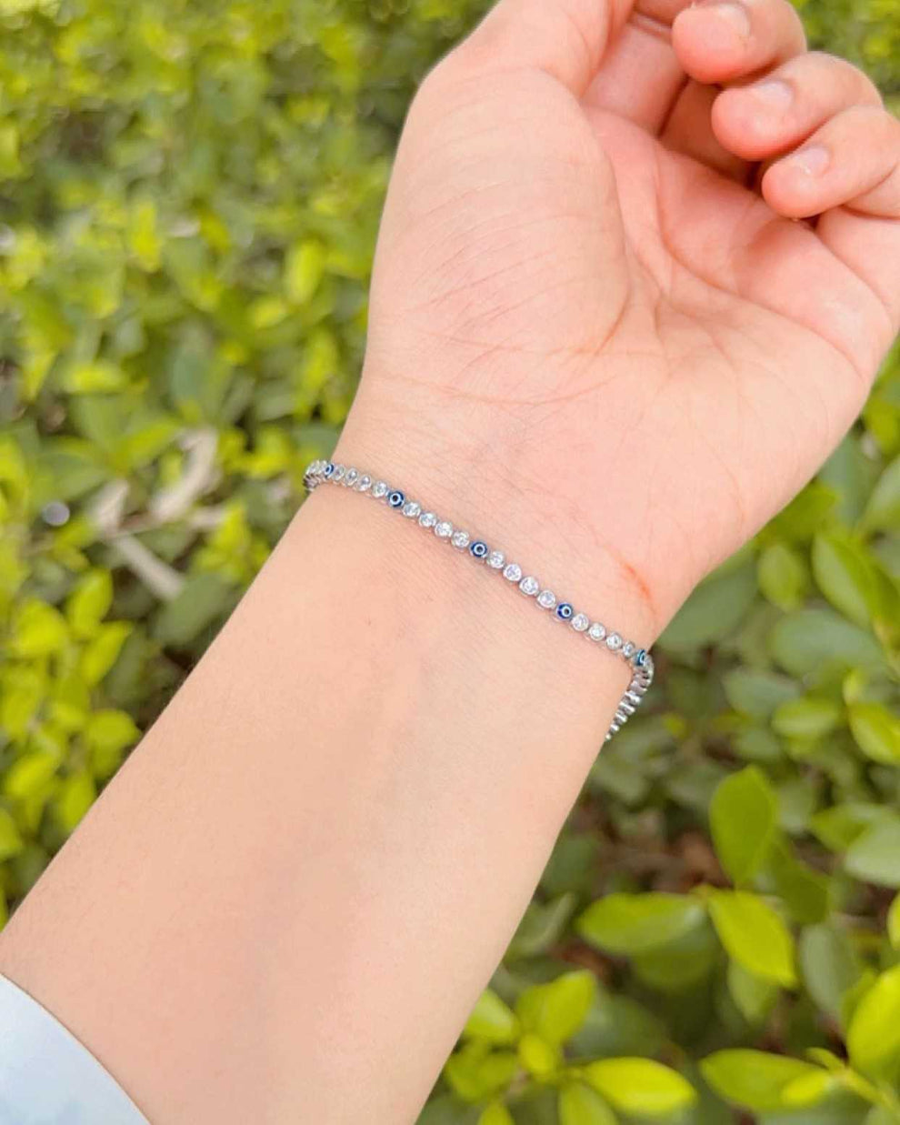 Divine Defender Silver Evil Eye Bracelet For Women – The Silver Essence